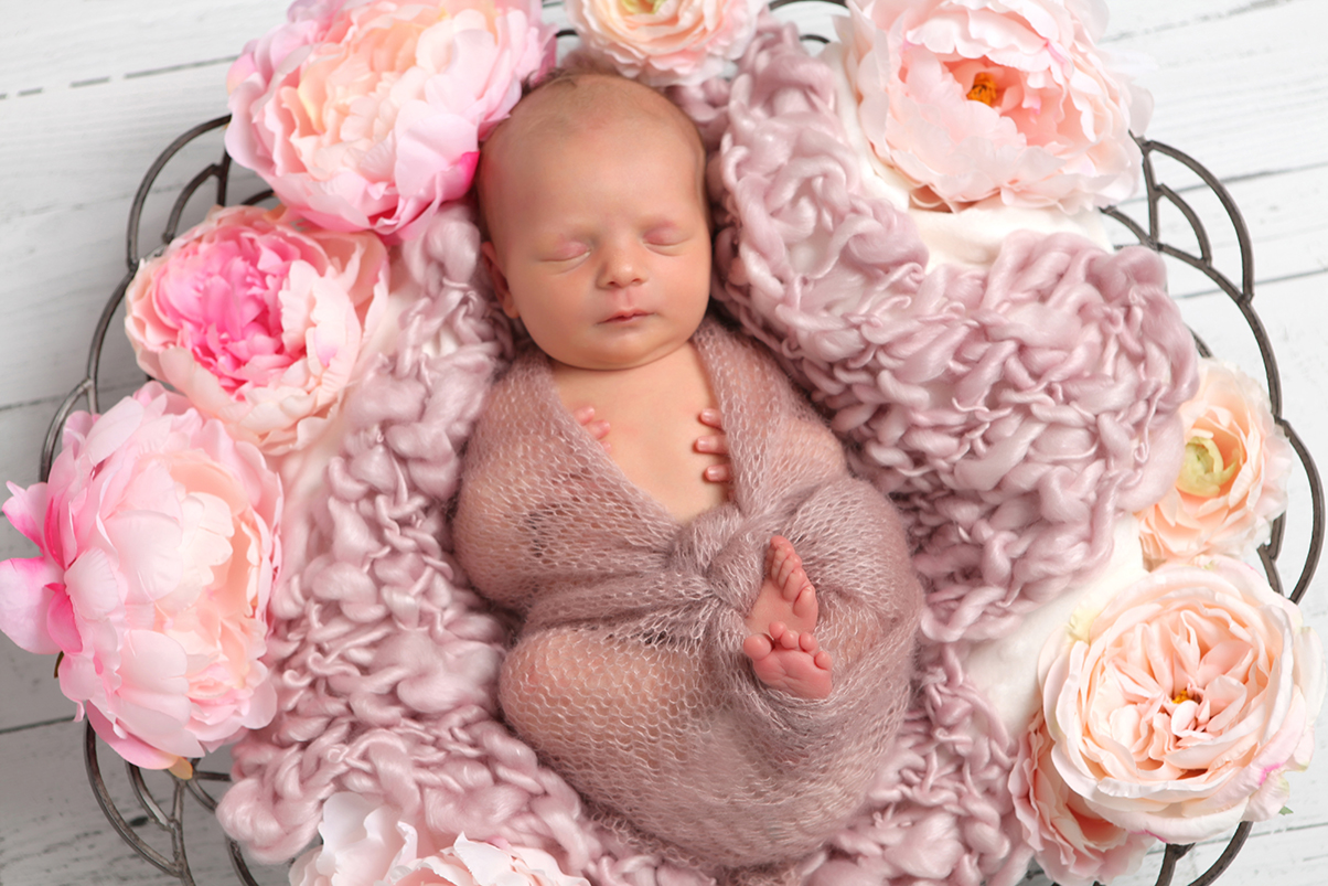 Aviva Studios - Kelowna's Renowned Baby Photographer
